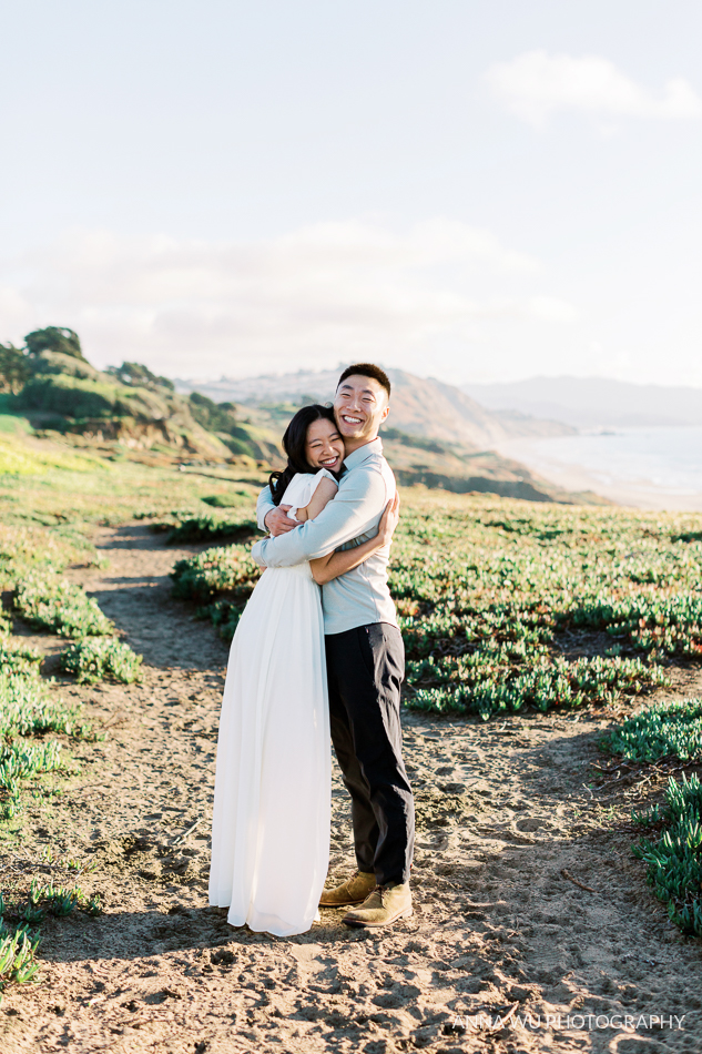 Miranda & Felix | Fort Funston Engagement Photography - Anna Wu Photography
