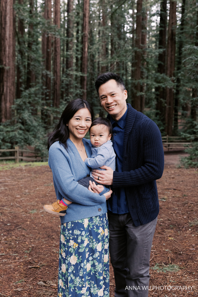 Yen Family | Oakland Redwoods Family Session - Anna Wu Photography